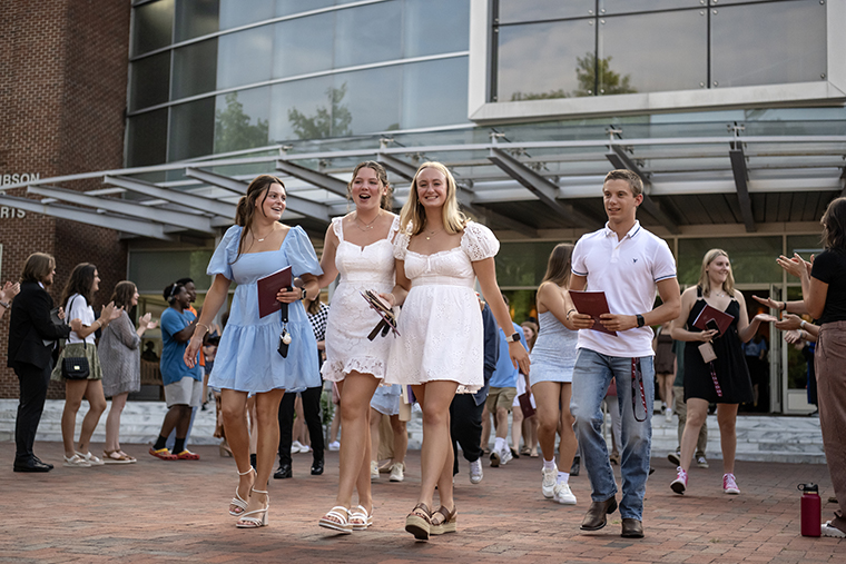 Convocation Welcomes New Students